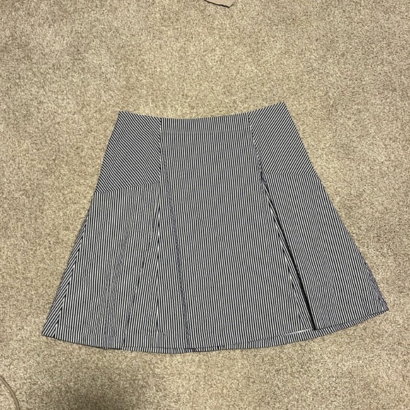 LOFT | Skirts | Pleated Loft Mini Skirt | Poshmark